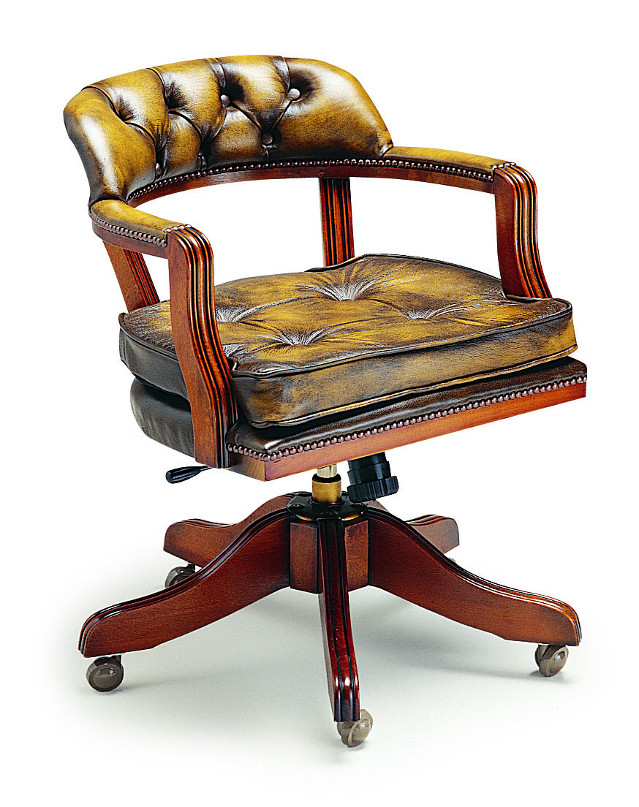 COURT SWIVEL CHAIR | Margolis Furniture